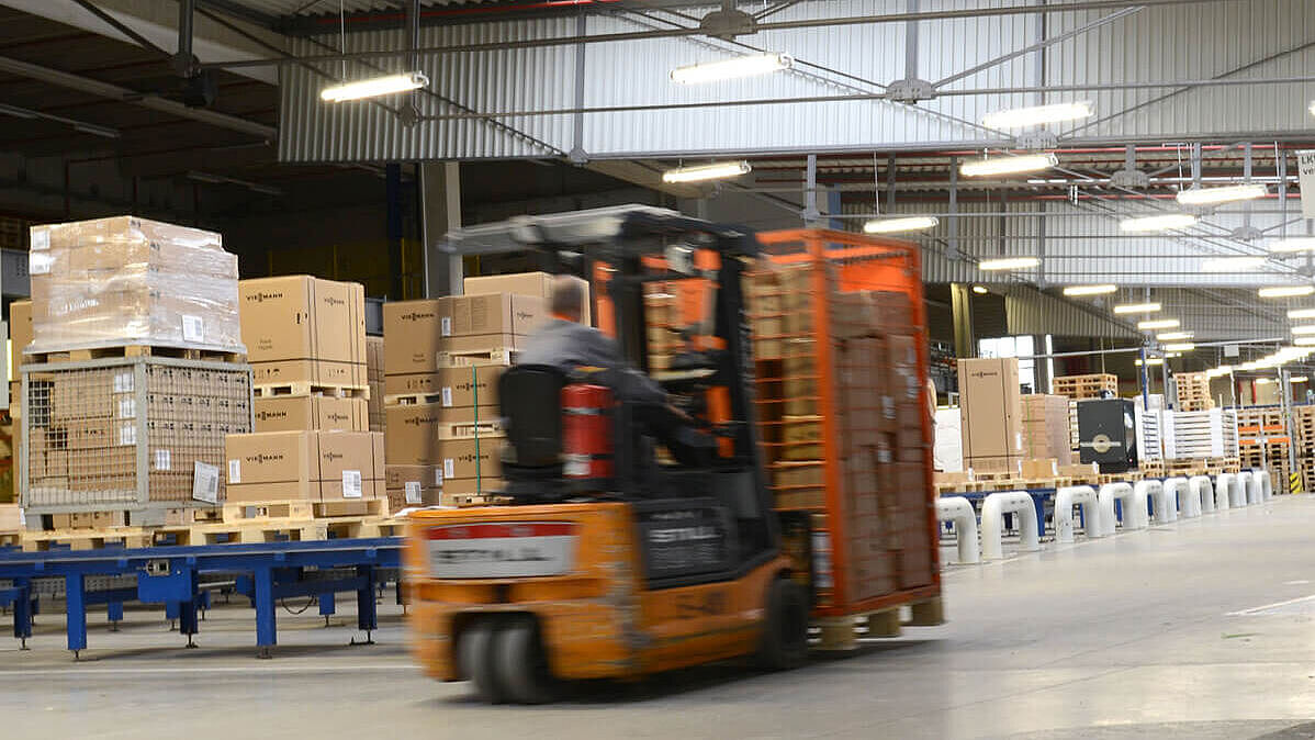 Visualize and Optimize the Flow of Goods